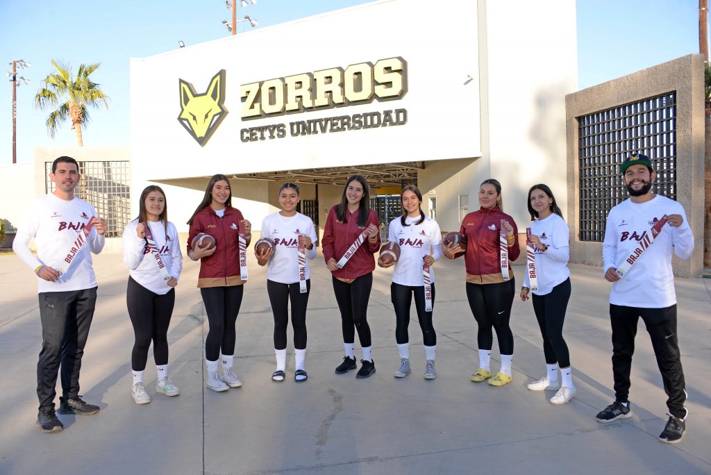 Jugadoras de CETYS reciben vestimenta de la Selección Baja California ...
