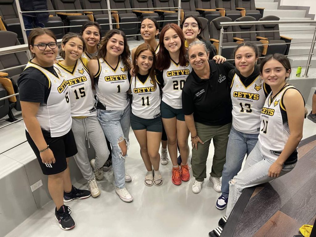 Equipos de básquetbol preparatoria reciben uniformes en CETYS Campus ...